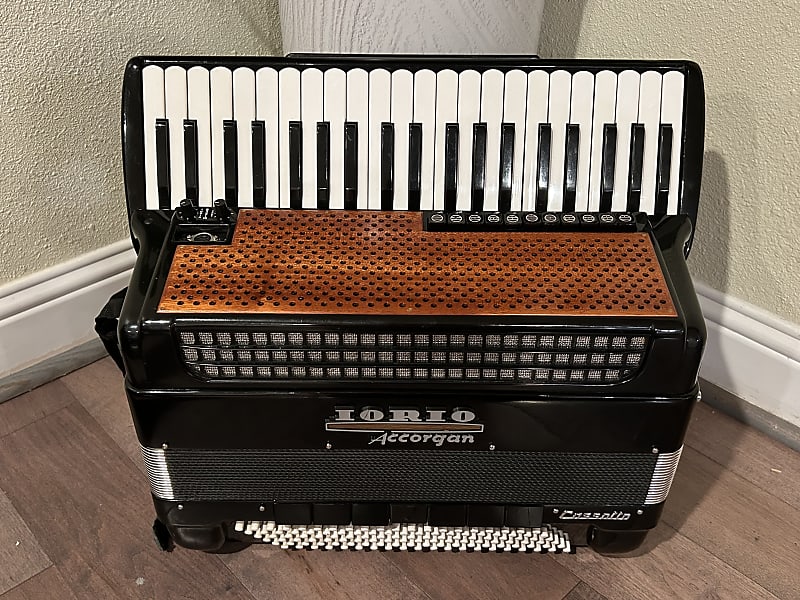 Iorio Accordion Double chamber | Reverb