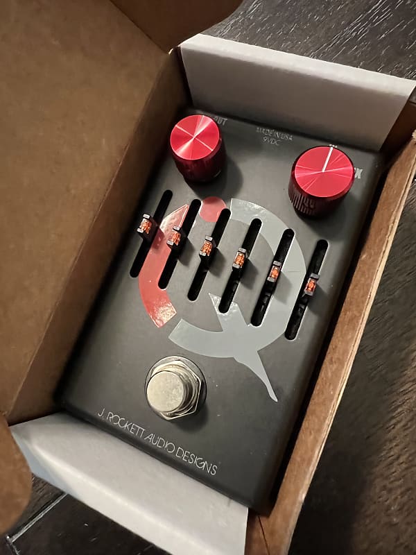 J Rad I.Q. 2000s Black Red | Reverb