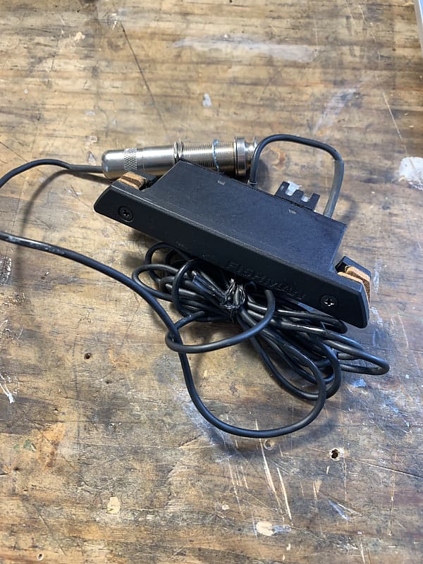 Fishman Rare Earth Active Magnetic Soundhole Pickup 1999-2007 | Reverb