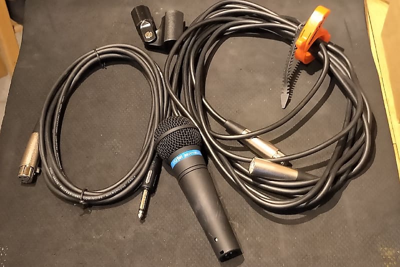 used Apex 381 Microphone & XLR Cable / XLR - 1/4" cable | Reverb