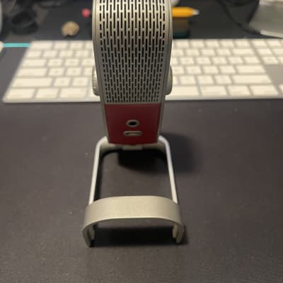 Blue Raspberry USB Microphone | Reverb