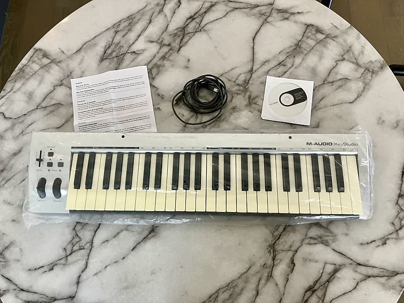 M-Audio Keystudio 49 - Silver | Reverb