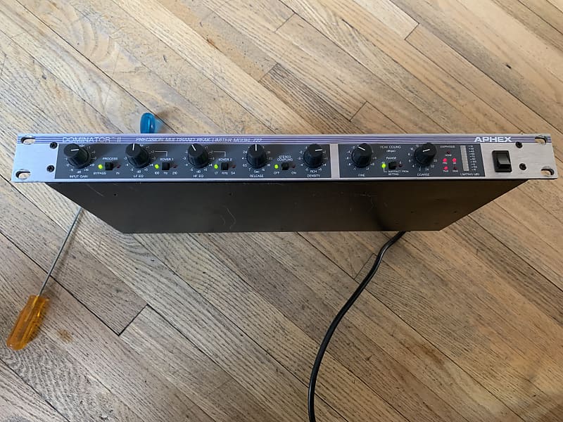 APHEX DOMINATOR 2-722 APHEX 2000 | Reverb