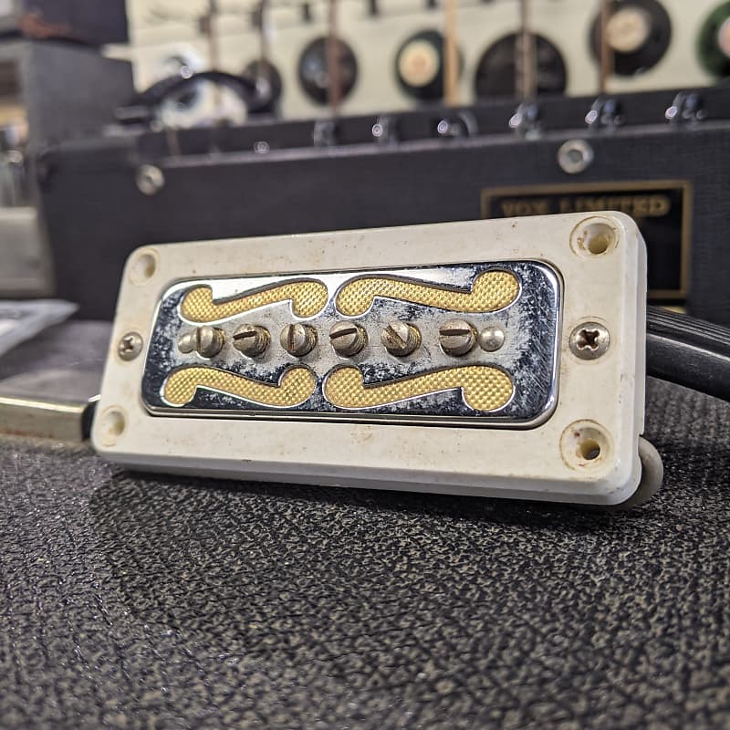 DeArmond Moustache Gold Foil | Reverb