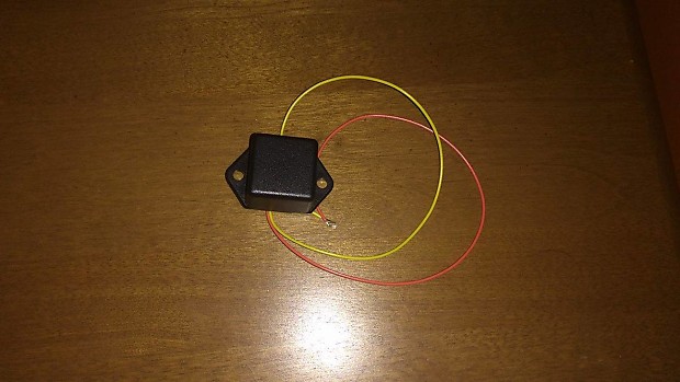 Two String Pickup Square | Reverb