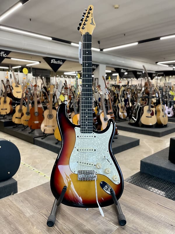 Manne RAVEN + LEVA | Reverb