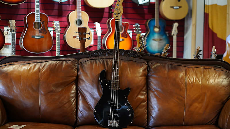 Godin Freeway Bass 4 | Reverb