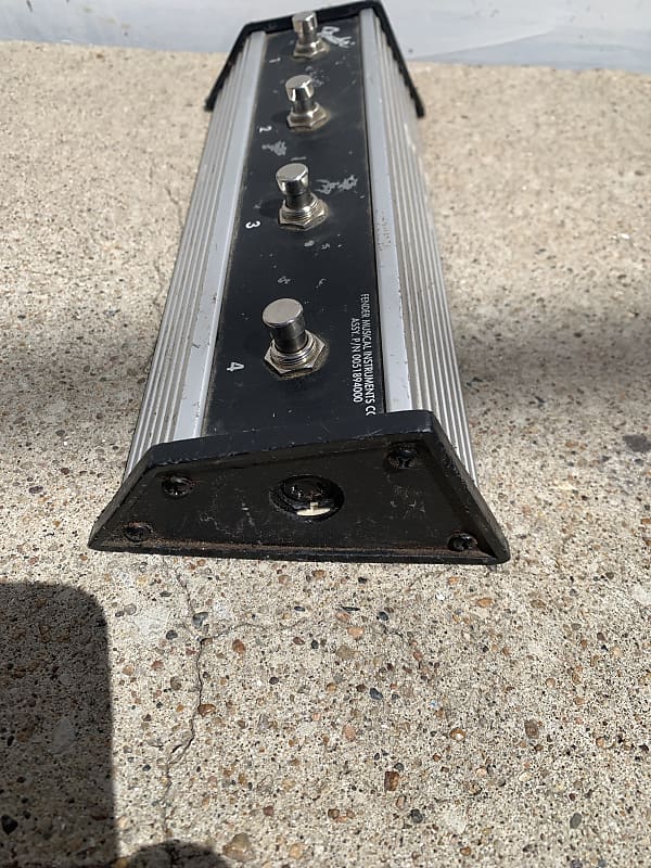 Fender Cybertwin/deluxe footswitch | Reverb