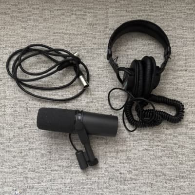 Shure SM7B Bundle: w/ Cloudlifter, Focusrite Scarlett Solo, & | Reverb