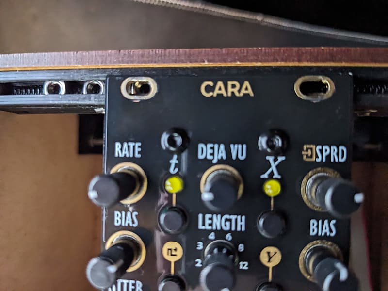 Antumbra Cara uMarbles (Mutable Instruments Marbles micro | Reverb