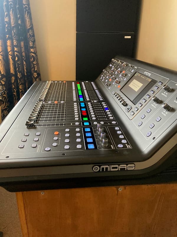 Midas M32 Live Digital Mixer **Mint Condition** - Original | Reverb UK
