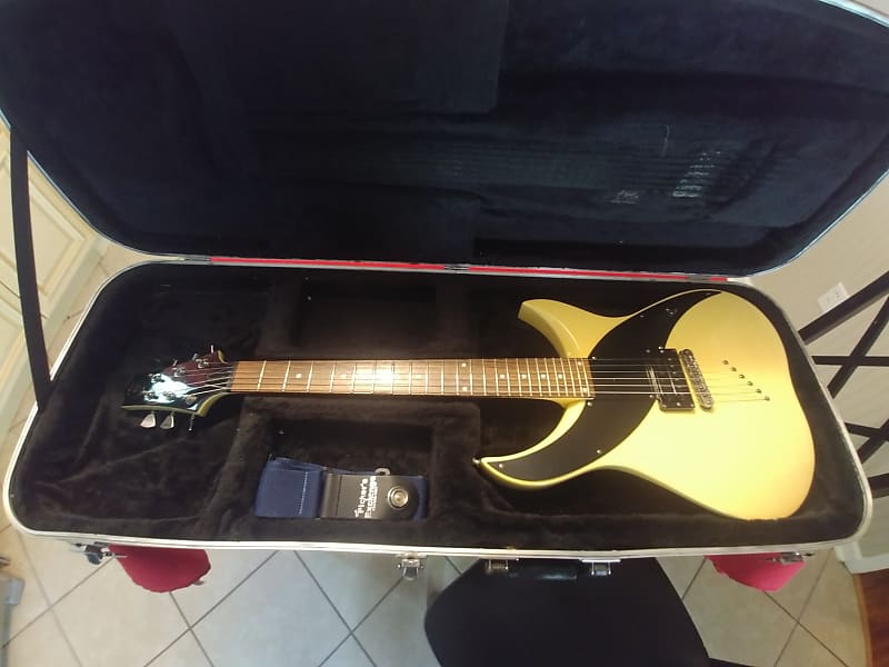 Samick JTR RA10 Rose Anne (Yellow/Antique Ivory) | Reverb