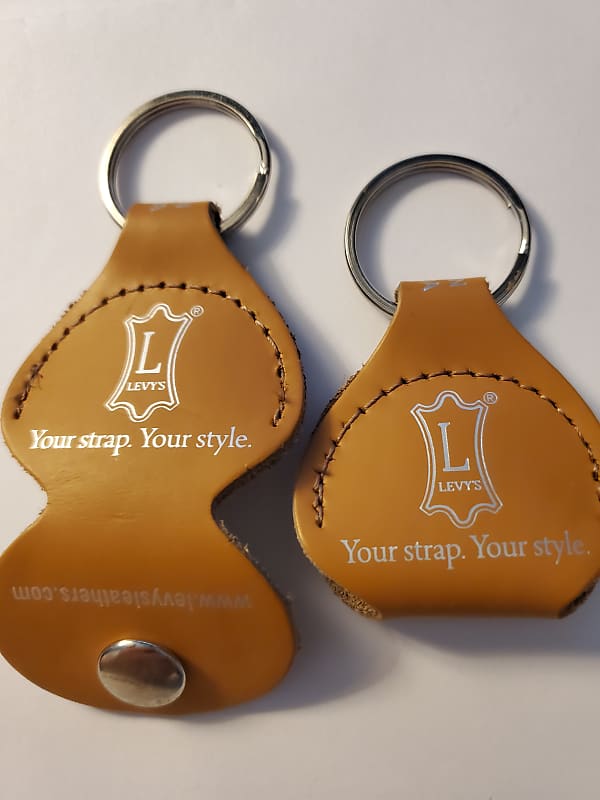Levi Key Ring with Pick Holder and Logo Brown | Reverb