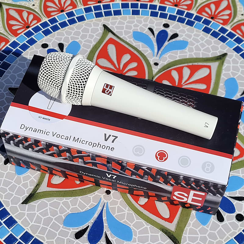 V7 WHITE by sE Electronics! Dynamic Supercardioid Handheld | Reverb
