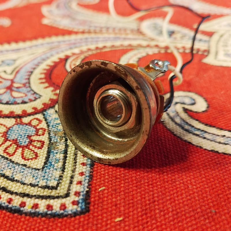 VINTAGE 1978 FENDER TELECASTER JACK CUP & JACK ASSEMBLY | Reverb