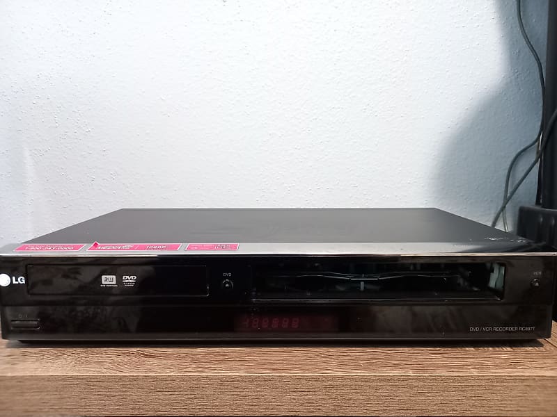 READ LG VCR DVD Recorder Combo with Digital Tuner RC897T | Reverb