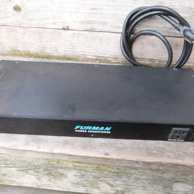 Furman m-8 merit series power conditioner | Reverb