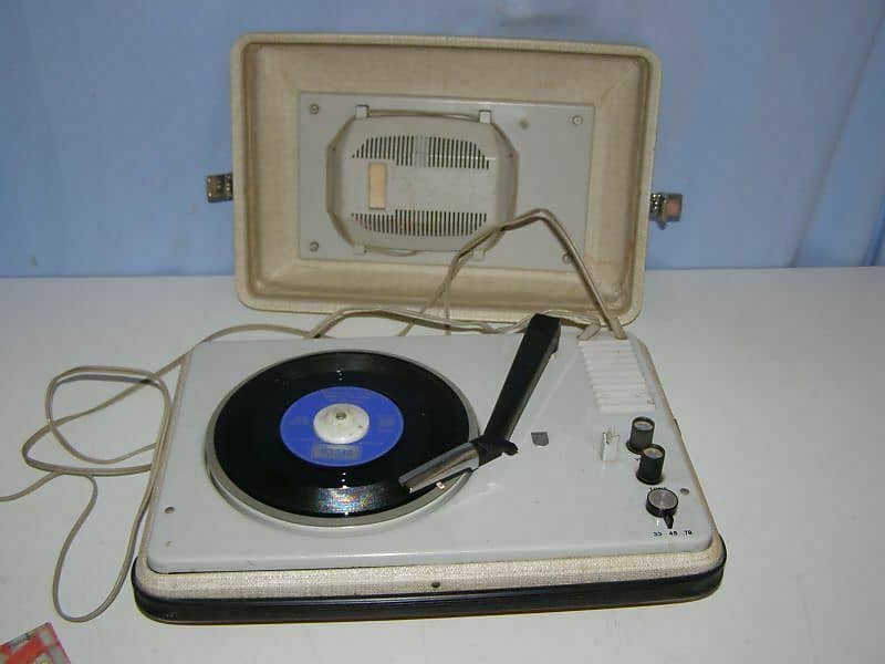 Electrophone "Philips" avec sa poignée de transport 110/220V, | Reverb