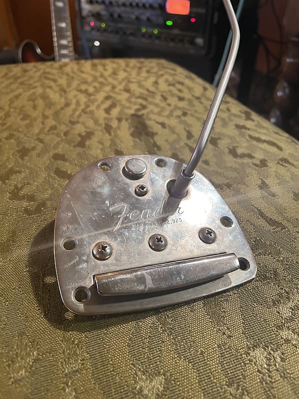 Fender Jazzmaster/Jaguar Tremolo Assembly w Arm Light Relic | Reverb