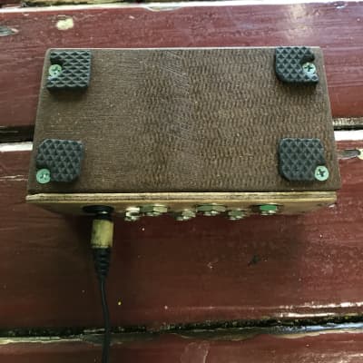 Dual loop True Bypass Looper. Effect Switcher. | Reverb Australia