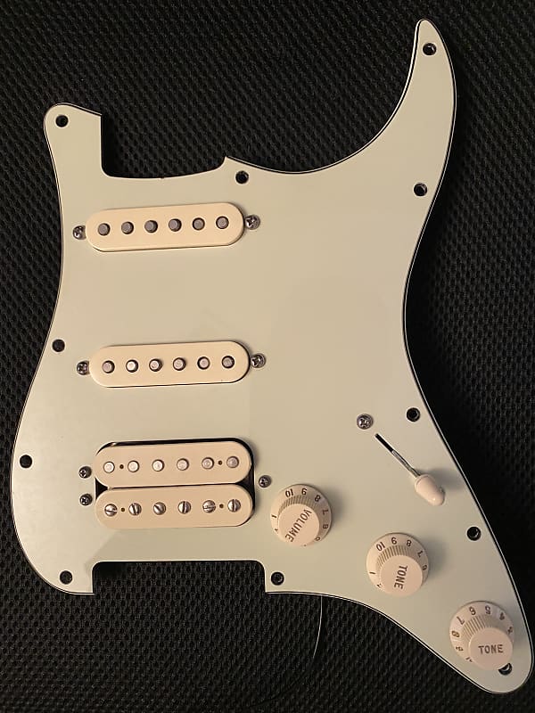 Fender American standard stratocaster | Reverb