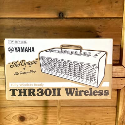 Yamaha THR30II Wireless 30W Desktop Modeling Amp with Yamaha THR30II Wireless 30W Desktop Modeling Amp with