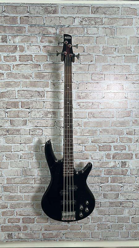 Ibanez Gio Bass Guitar (Nashville, Tennessee) | Reverb