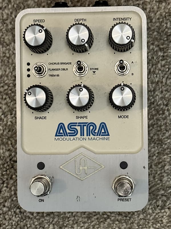 Universal Audio Astra Modulation Machine 2021 - Present - | Reverb