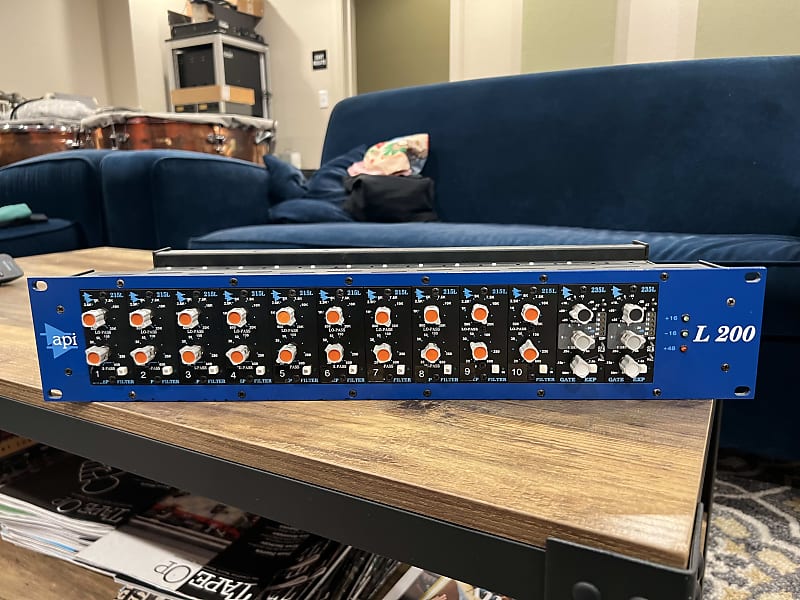API L200r 200 Series Rack w/Power Supply | Reverb