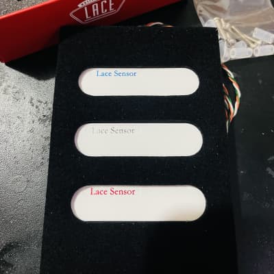 Fender LACE Sensors “Ultimate Triple” Set White Covers White | Reverb