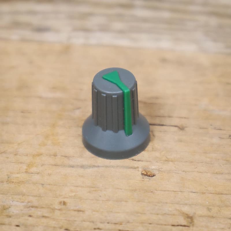 Fostex Model 812 Gain Effects Aux Send Return Knob Green | Reverb