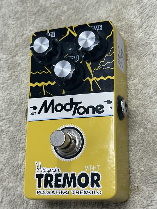 Modtone MT-HT Yellow “Pulsating Tremelo” Pedal | Reverb