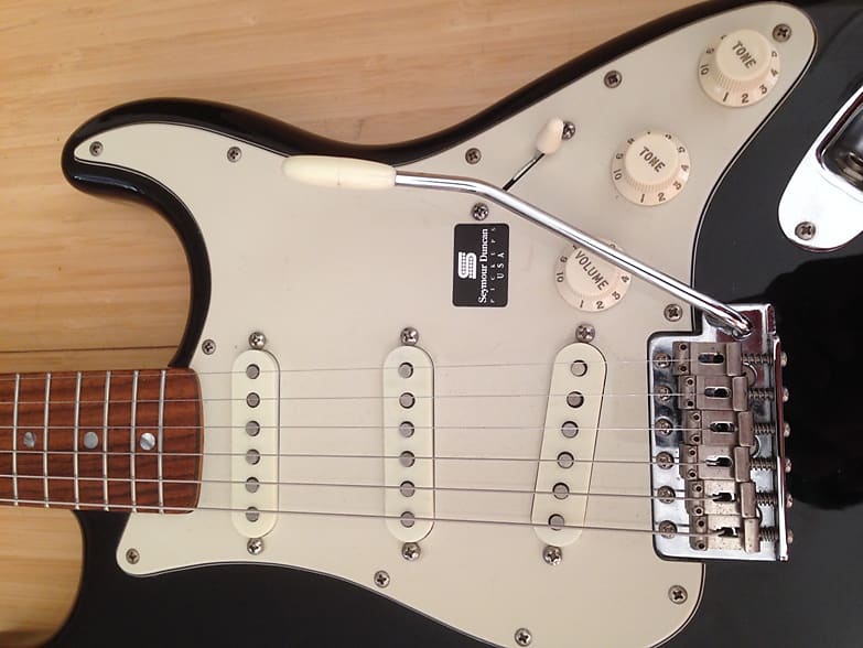 1990s ESP Seymour Duncan Traditional 60s Stratocaster Guitar 1990s ESP Seymour Duncan Traditional 60s Stratocaster Guitar