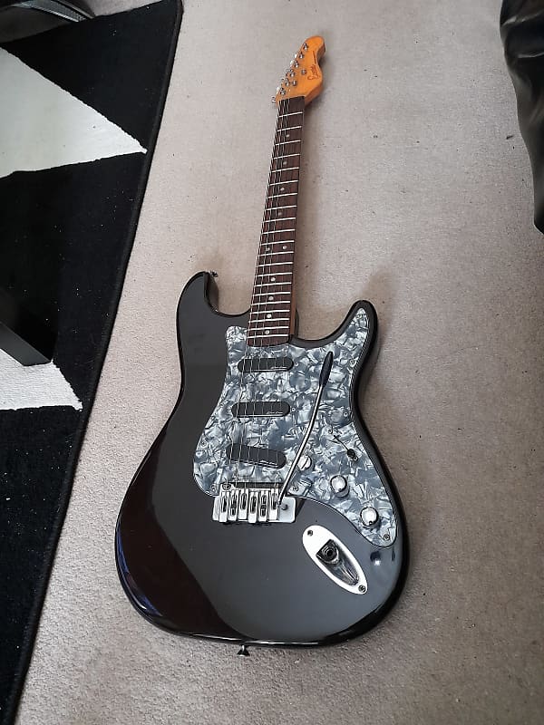 Encore Vintage Standard Stratocaster 1995 - Trans Black | Reverb UK