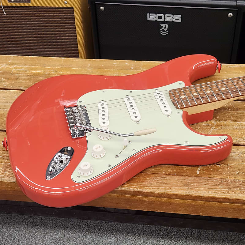 Fender Special edition Stratocaster - Fiesta red | Reverb