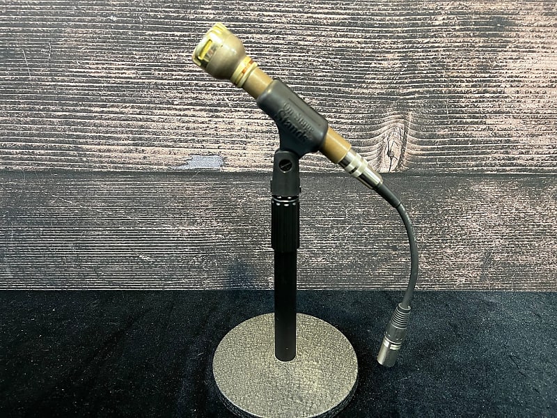 AKG D19 B200 Dynamic Vocal Microphone (Atlanta, GA) | Reverb