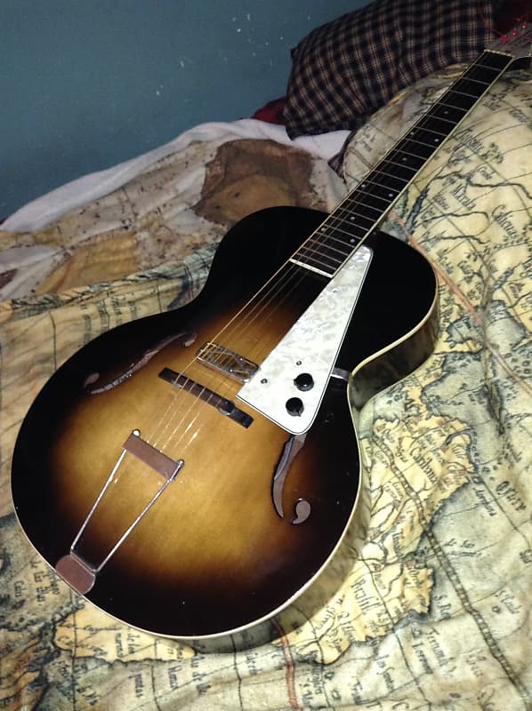 VIDEO Added 1940s Marvel B (Harmony-made) Archtop, great | Reverb