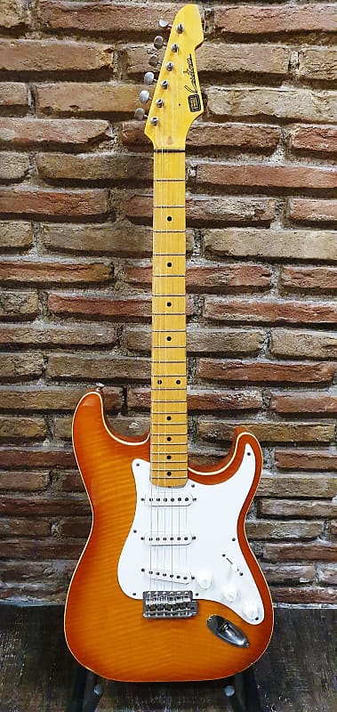 1983 Strings & Things in Memphis Custom Strat Honeyburst | Reverb