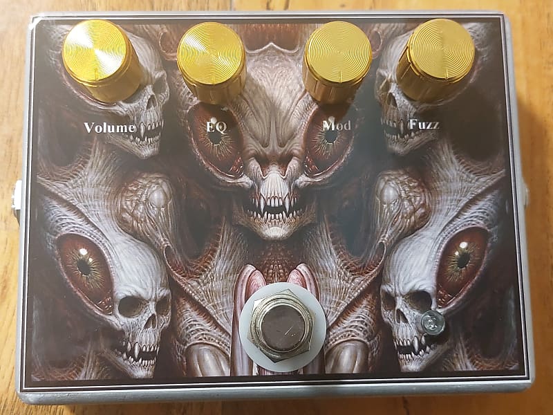 Alien Abduction Fuzz Guitar Pedal- custom | Reverb UK