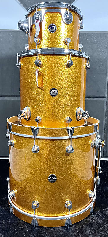 DW Performance Series Gold Sparkle | Reverb