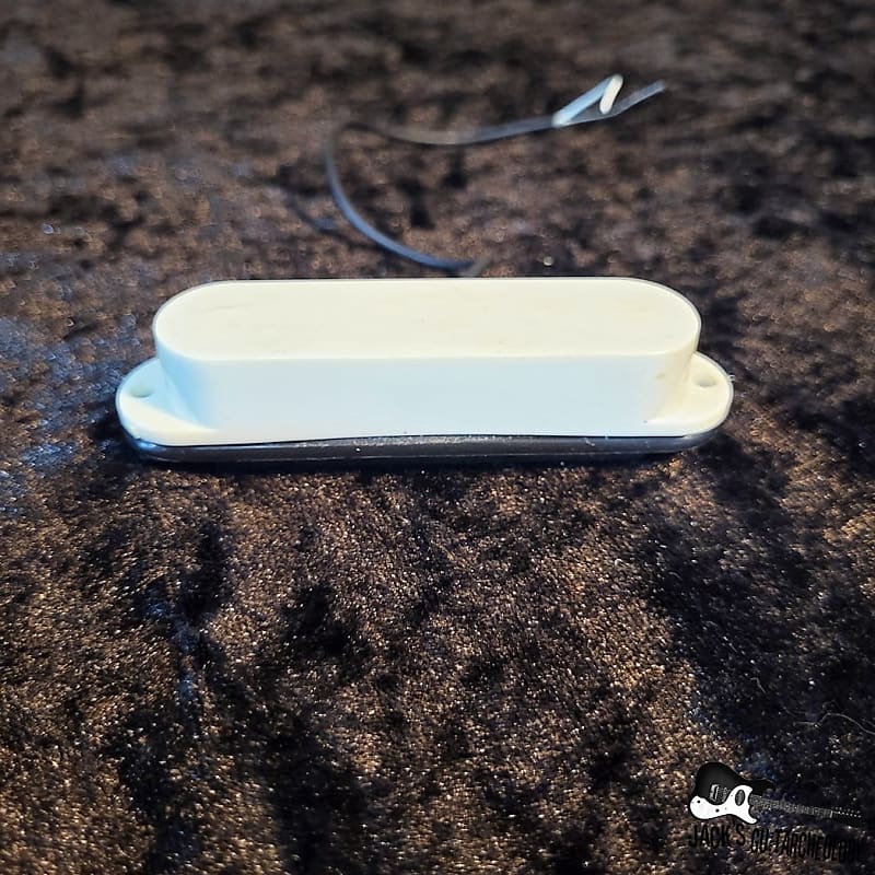 Squier Bronco Bass Pickup (1990s - White) | Reverb