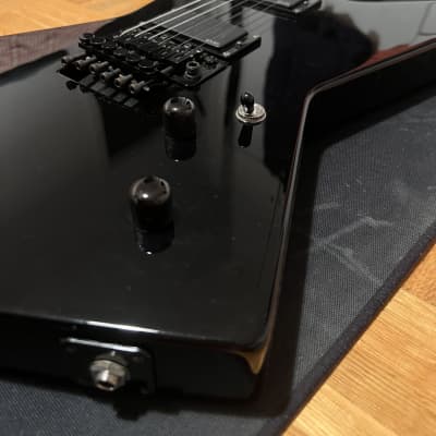 ESP Explorer 1999 (with Floyd Rose) | Reverb