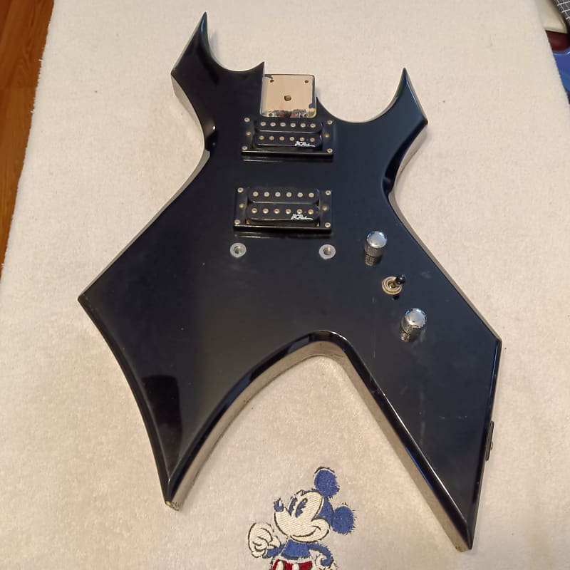 BC Rich Bronze Black | Reverb