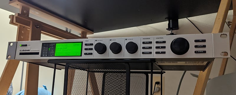 TC Electronic M4000, High-End Reverb Processor | Reverb