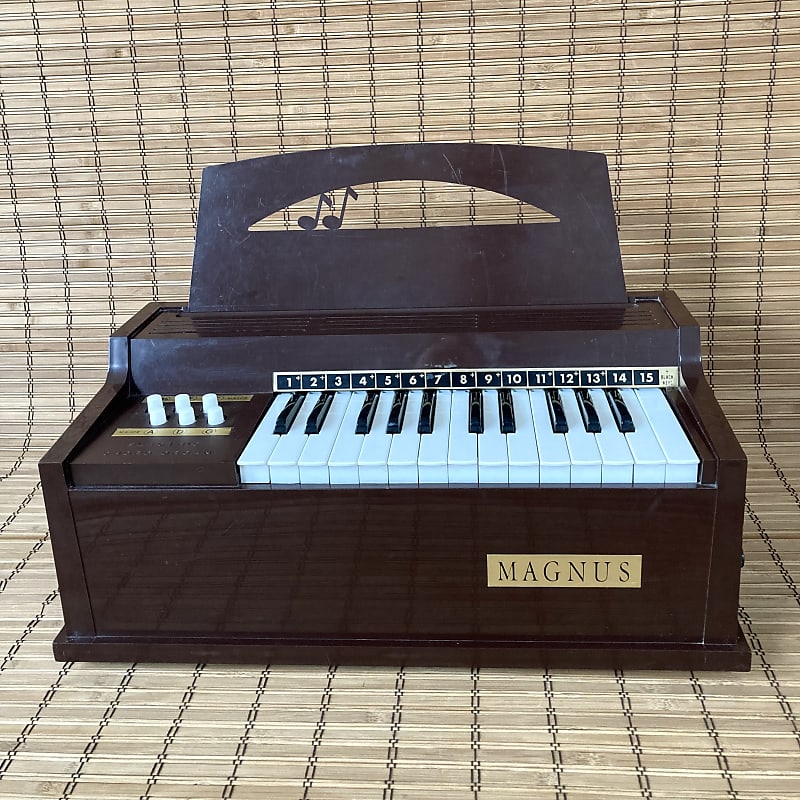 Magnus Model 300 • Chord / Air Organ • made in USA • 1960s | Reverb