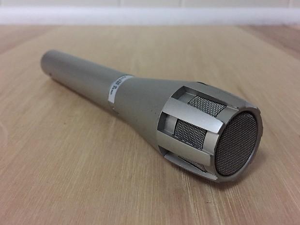 Vintage Shure SM60 Omnidirectional Dynamic Microphone | Reverb