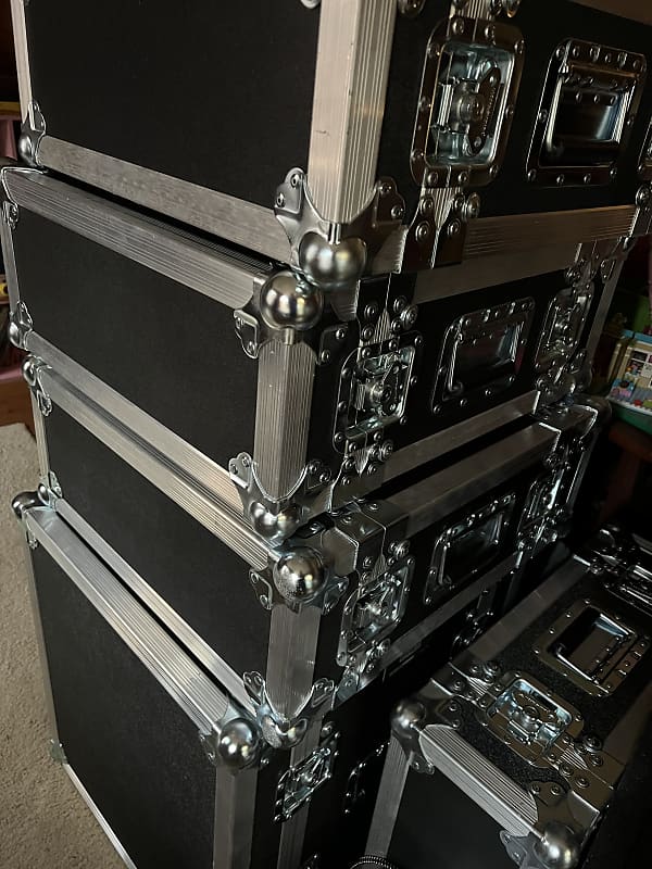 Two LM 4U ATA rack mount road cases 2020 | Reverb