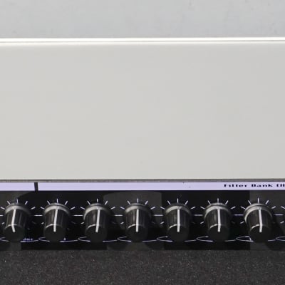 MAM VF-11 11 Band Analogue Vocoder 1U Rack Mount Voice / | Reverb