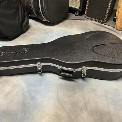 Martin 5-ply, Hard Shell, 534 Cabernet Custom Guitar Case | Reverb