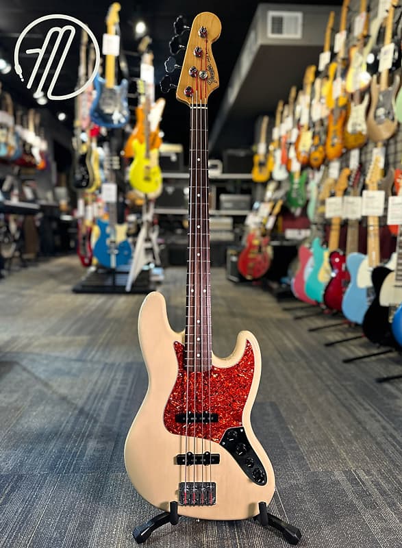 Fender Fishman Power Jazz 2006 - Honey Blonde | Reverb